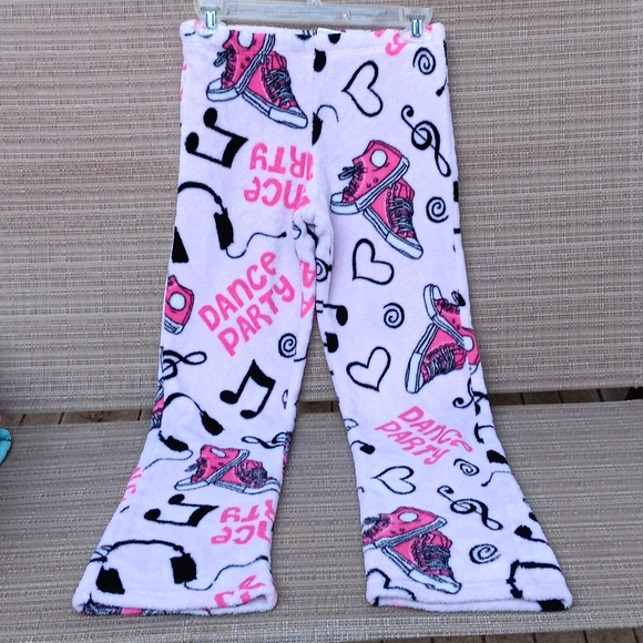 So Nikki | Pajamas | So Nikki Girls Fuzzy Pajama Pants Size Xl6 | Poshmark